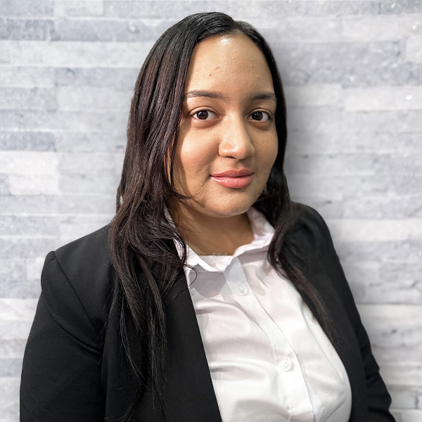 Elizabeth Reynoso | Law Office of Seni Popat, P.C.